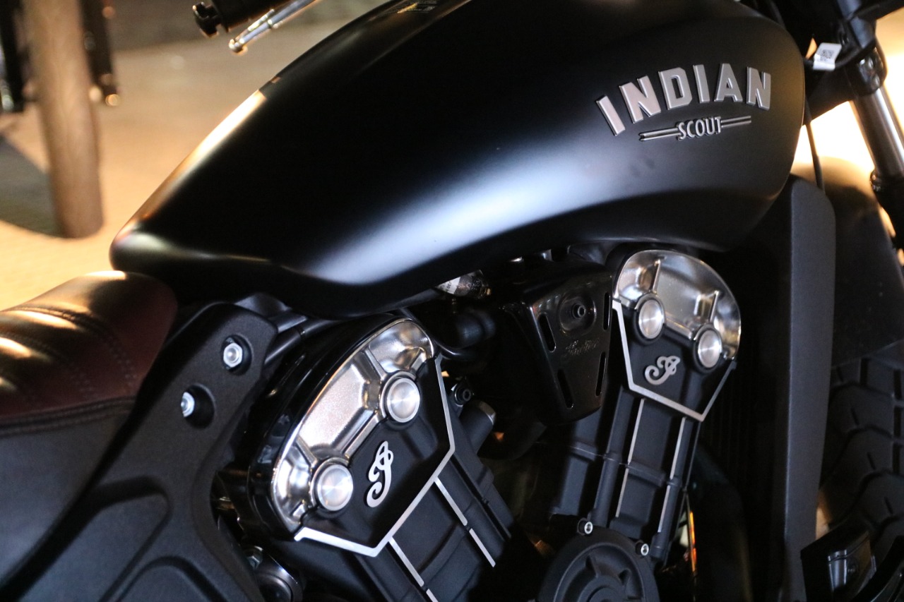 Test Ride: Indian Scout Bobber - Motoblog.com