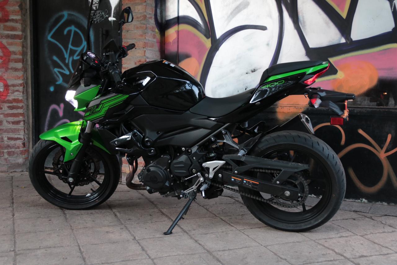 Test Ride: Kawasaki Z400 - Motoblog.com