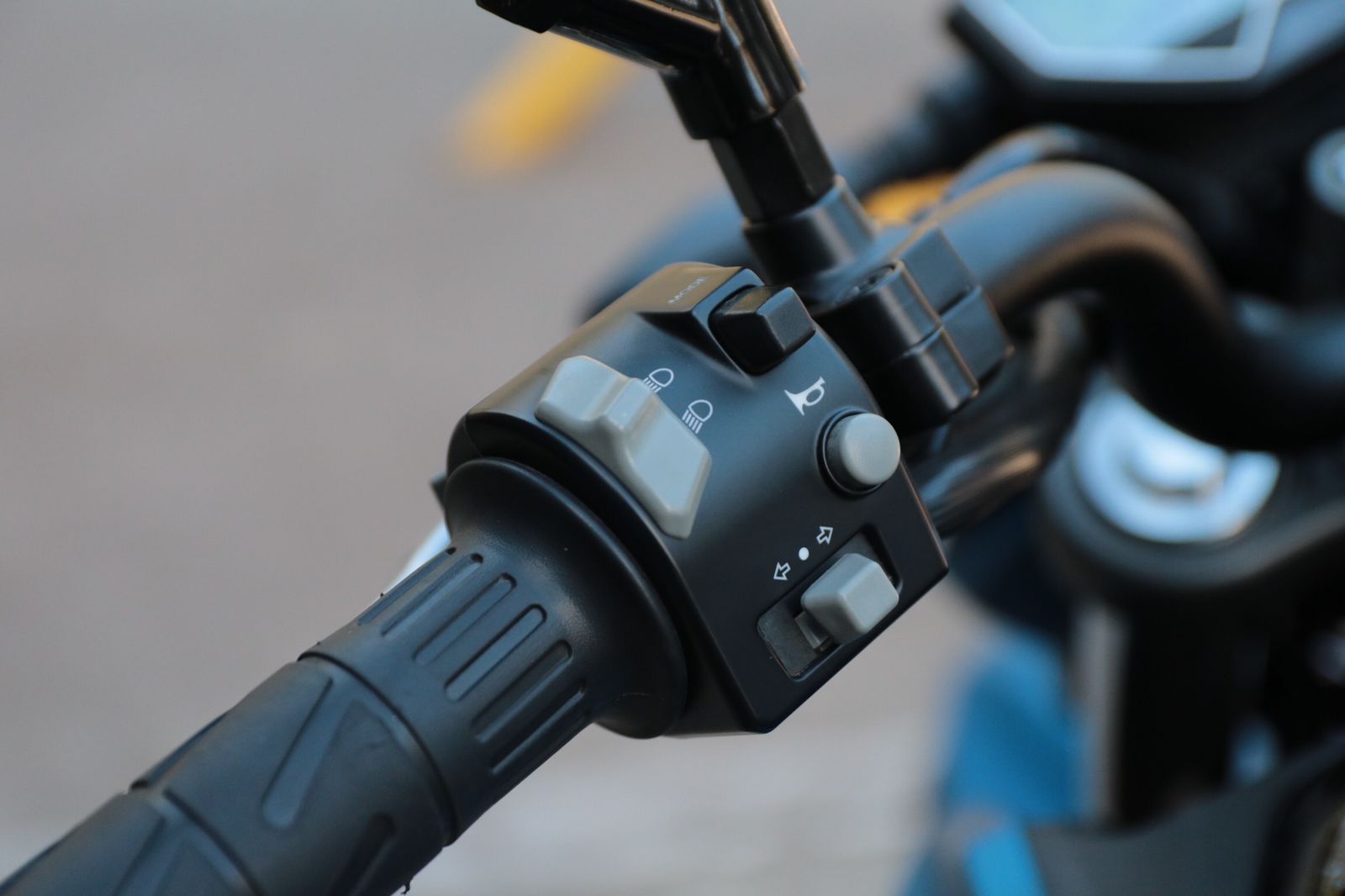 Test Ride: RZ400 CFMoto by Zanella - Motoblog.com