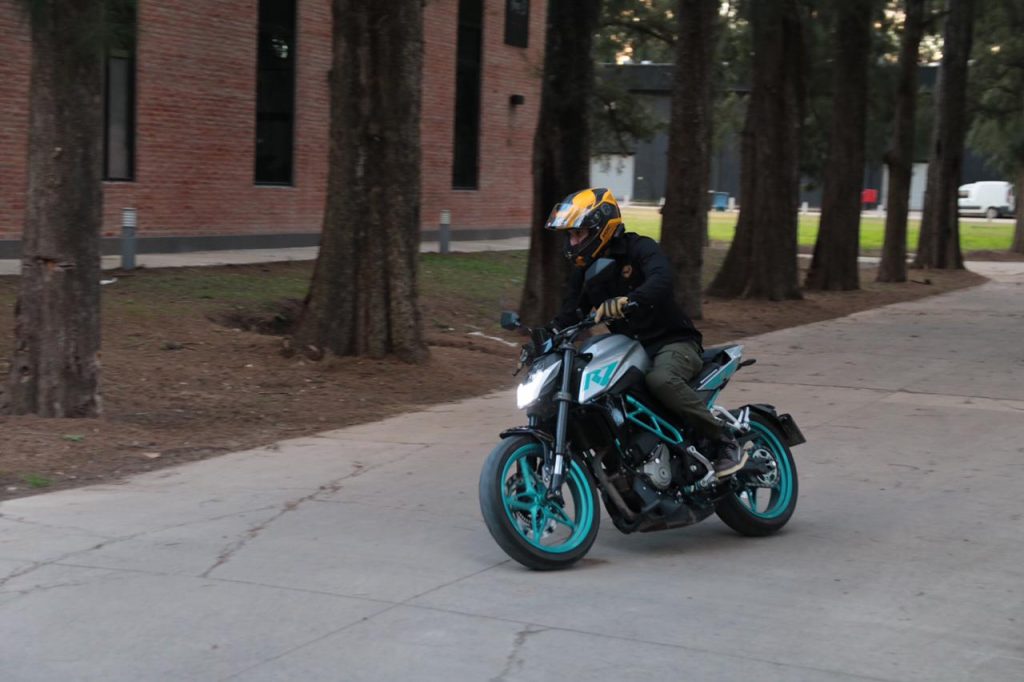 Test Ride: RZ 300 CFMoto by Zanella - Motoblog.com