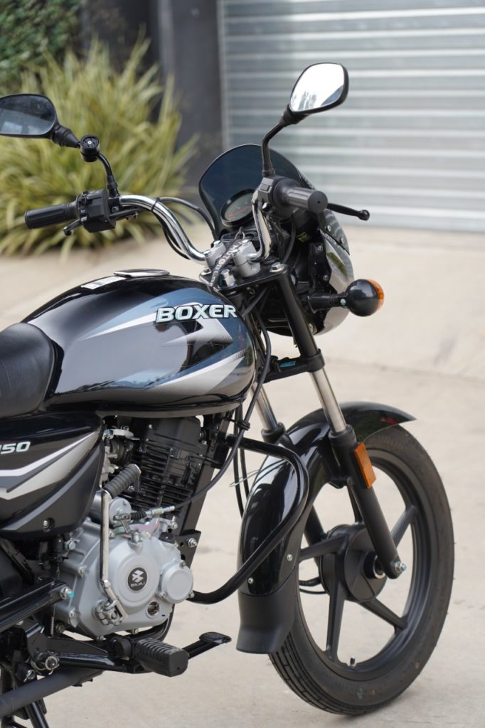 Test Ride: Bajaj Boxer 150 - Motoblog.com