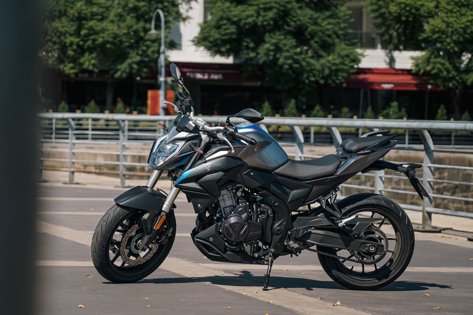 Test Ride: Voge 500R - Motoblog.com