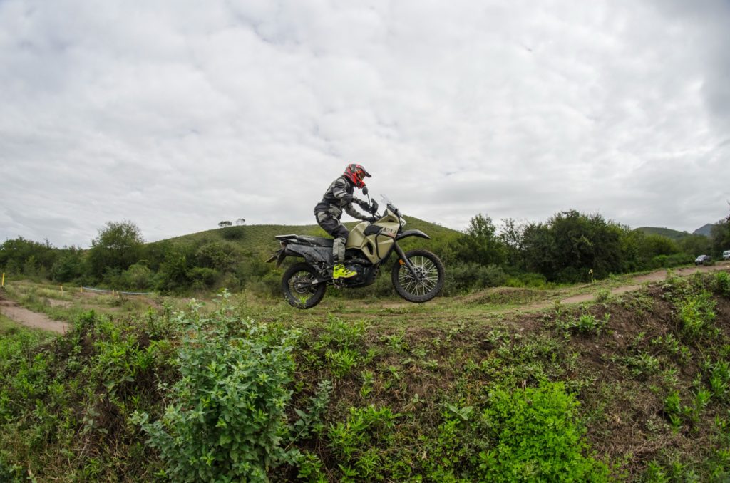Test Ride: Kawasaki KLR 650 - Motoblog.com