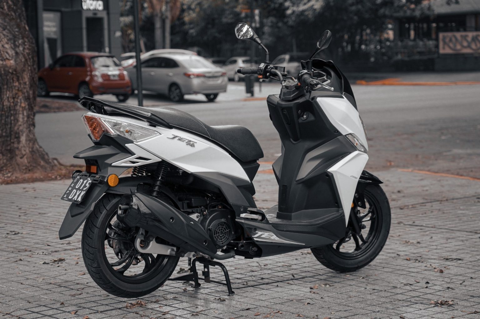 Test Ride: SYM Jet 14 200 - Motoblog.com