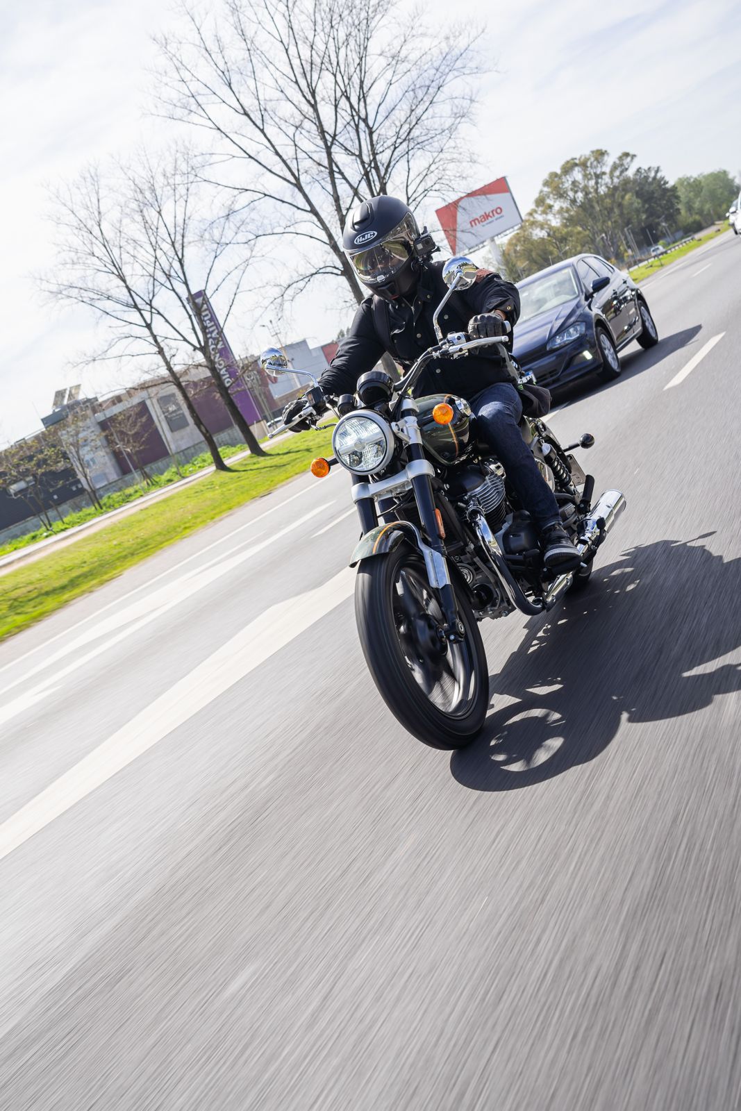 Test Ride: Royal Enfield Super Meteor 650 - Motoblog.com