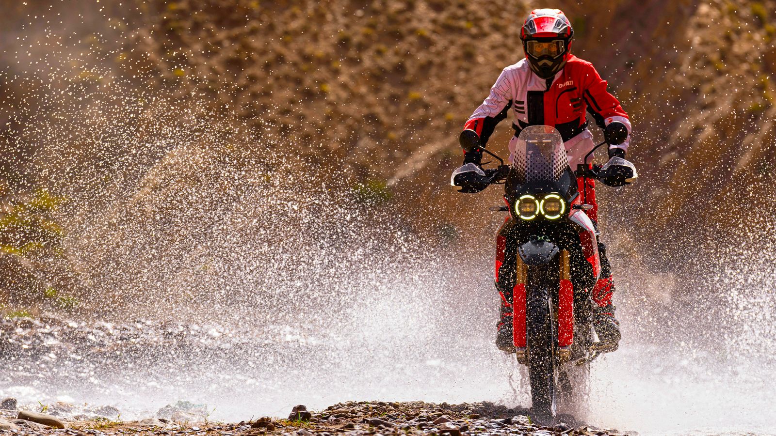 DesertX Rally: Mejores suspensiones, más recorrido y guardabarros alto ...