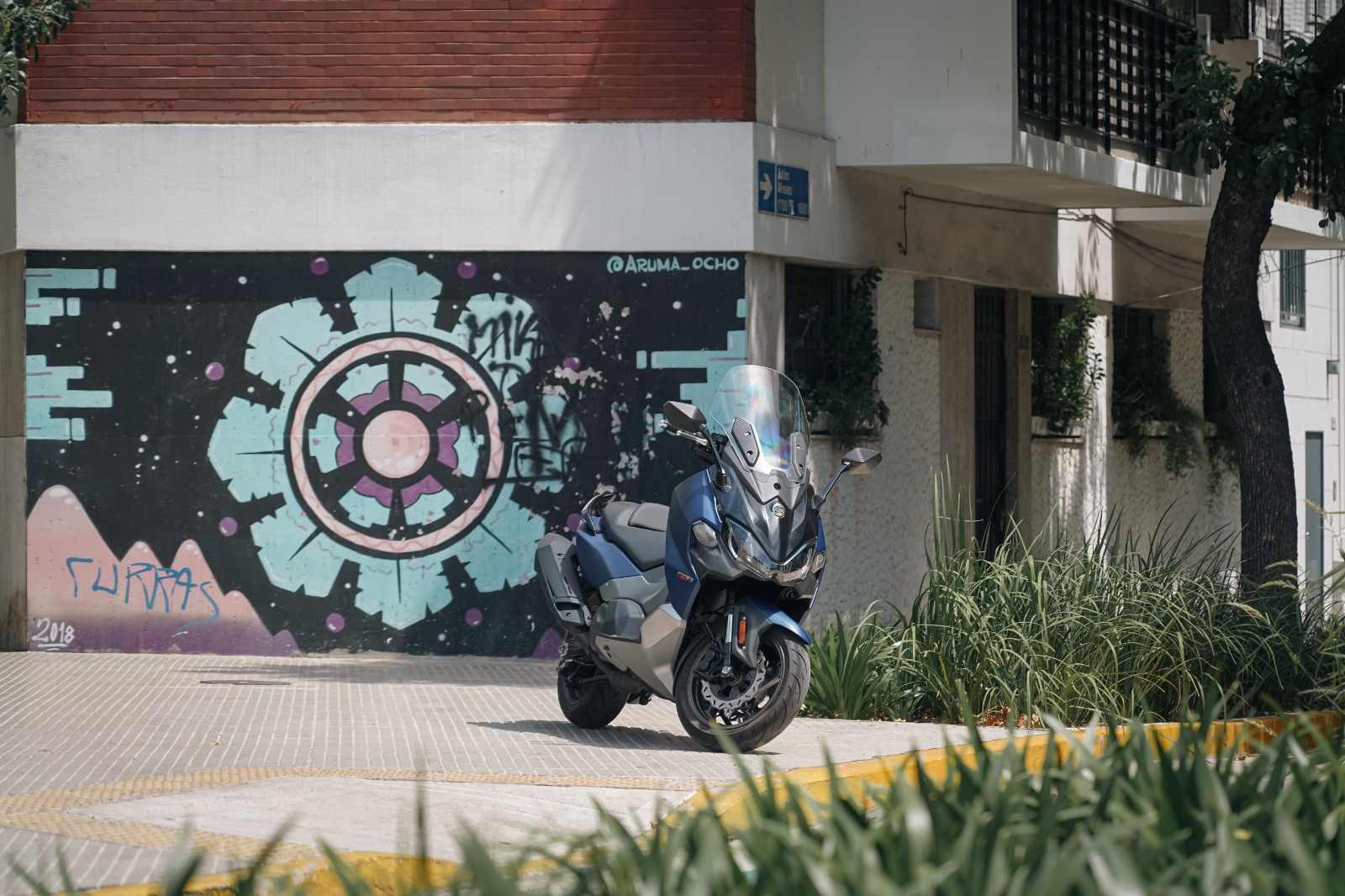 Test Ride: Sym Maxsym TL 508 - Motoblog.com