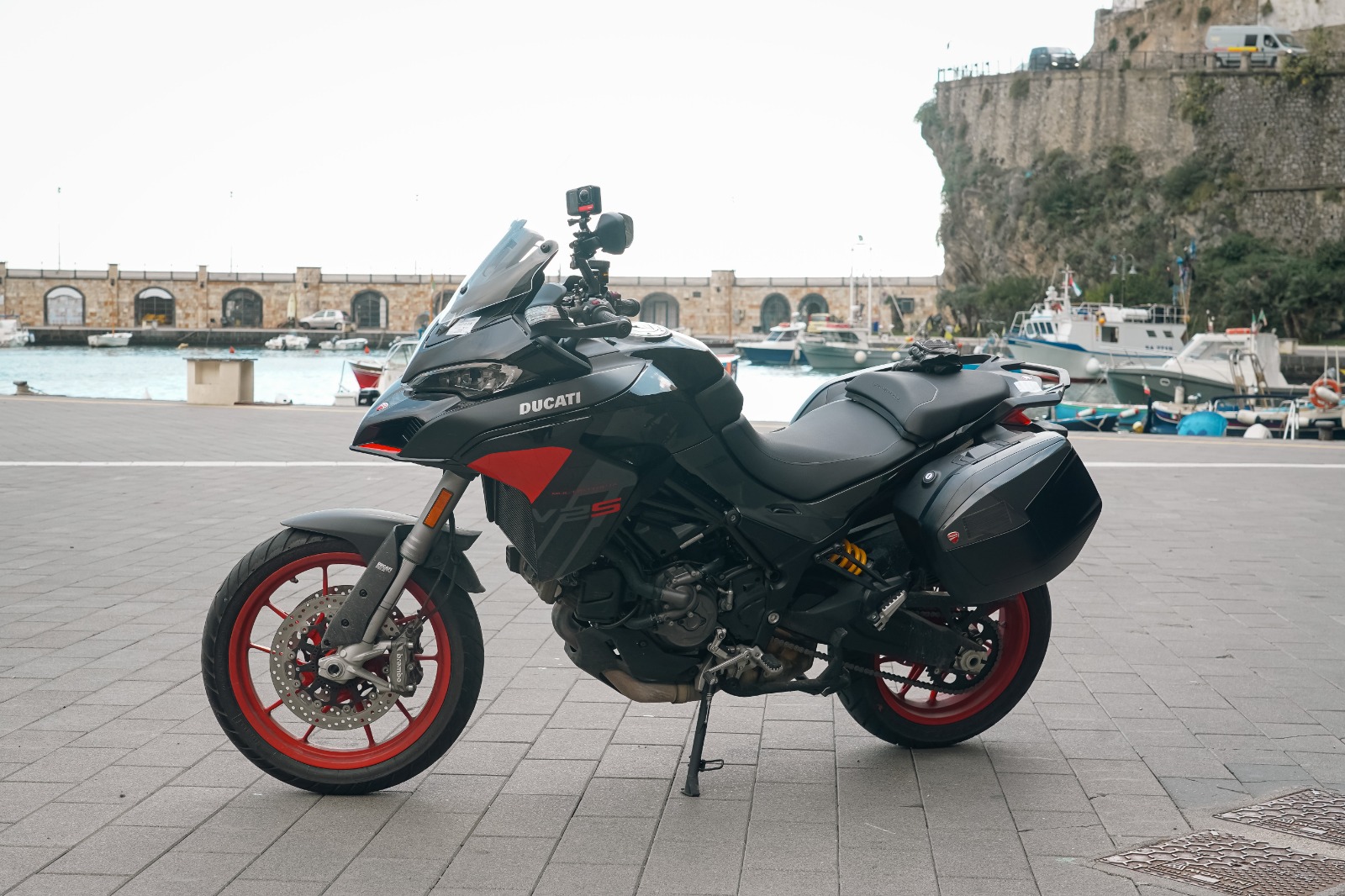 Road Trip #014: Recorremos el sur de Italia arriba de una Ducati ...