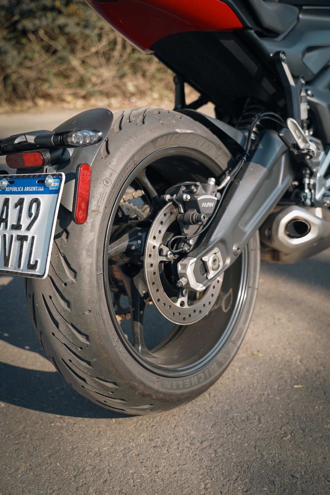 Test Ride: Triumph Trident 660 - Motoblog.com