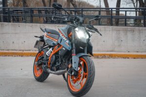 Test ride: KTM 390 Duke (G3) - Motoblog.com
