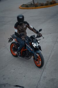 Test ride: KTM 390 Duke (G3) - Motoblog.com