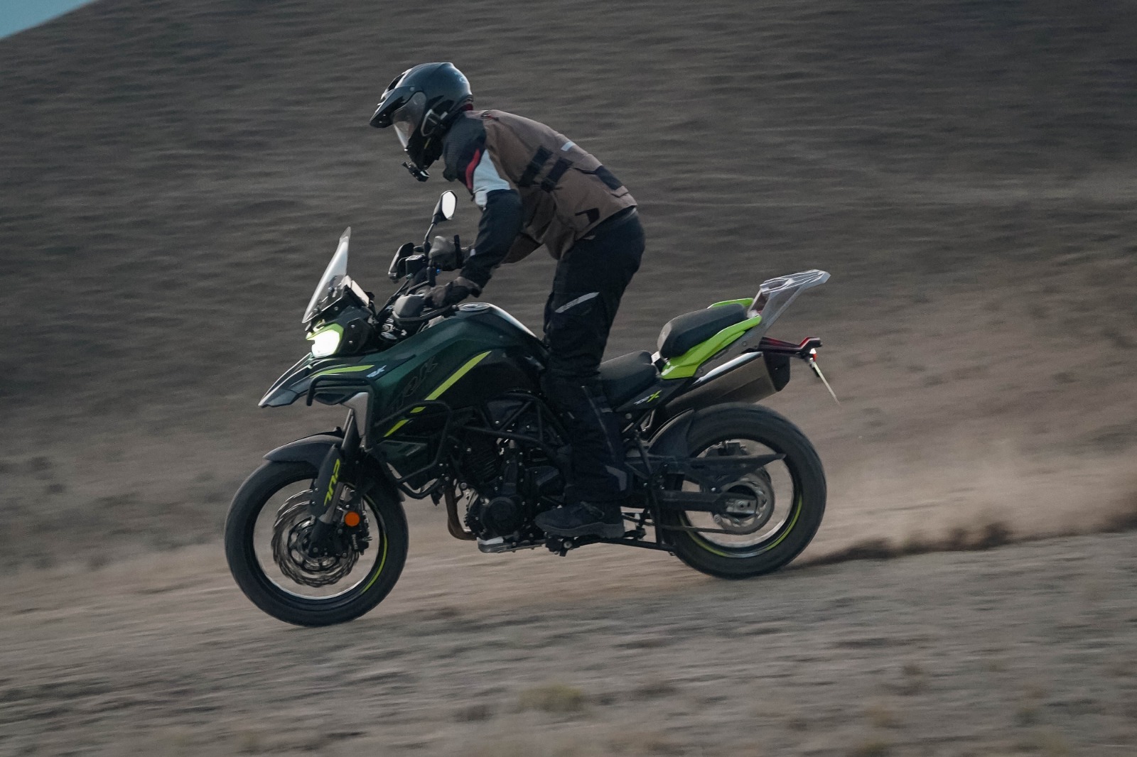 Test Ride: Benelli TRK 702X - Motoblog.com