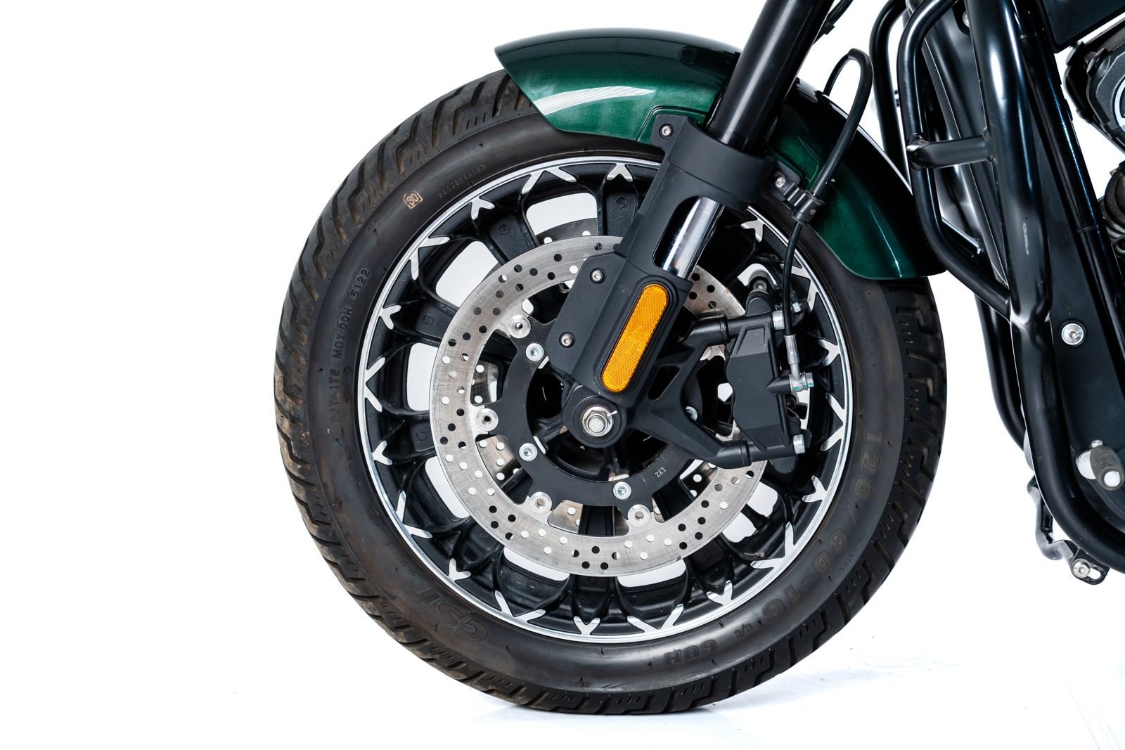 Lanzamiento: RVM V400 - Motoblog.com