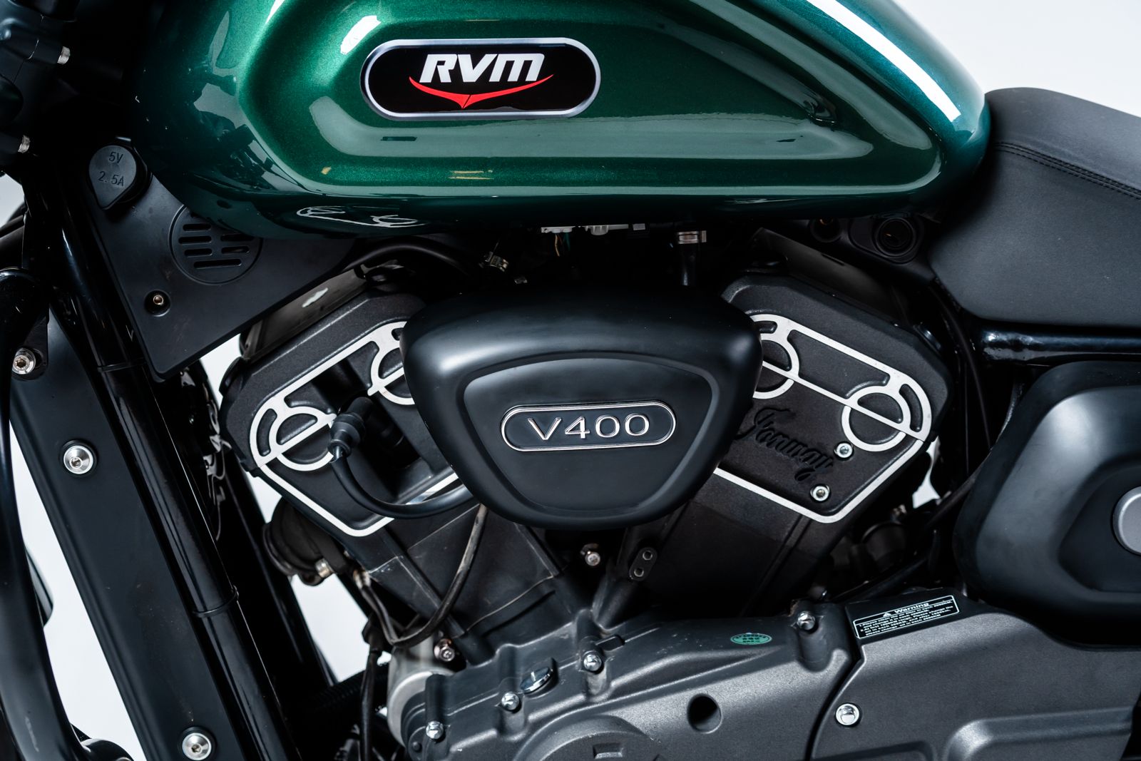 Lanzamiento: RVM V400 - Motoblog.com