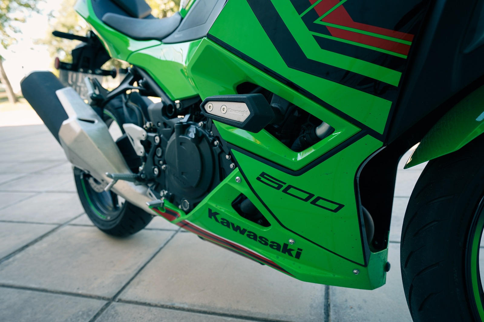 Test Ride: Kawasaki Z500 y Ninja 500 - Motoblog.com