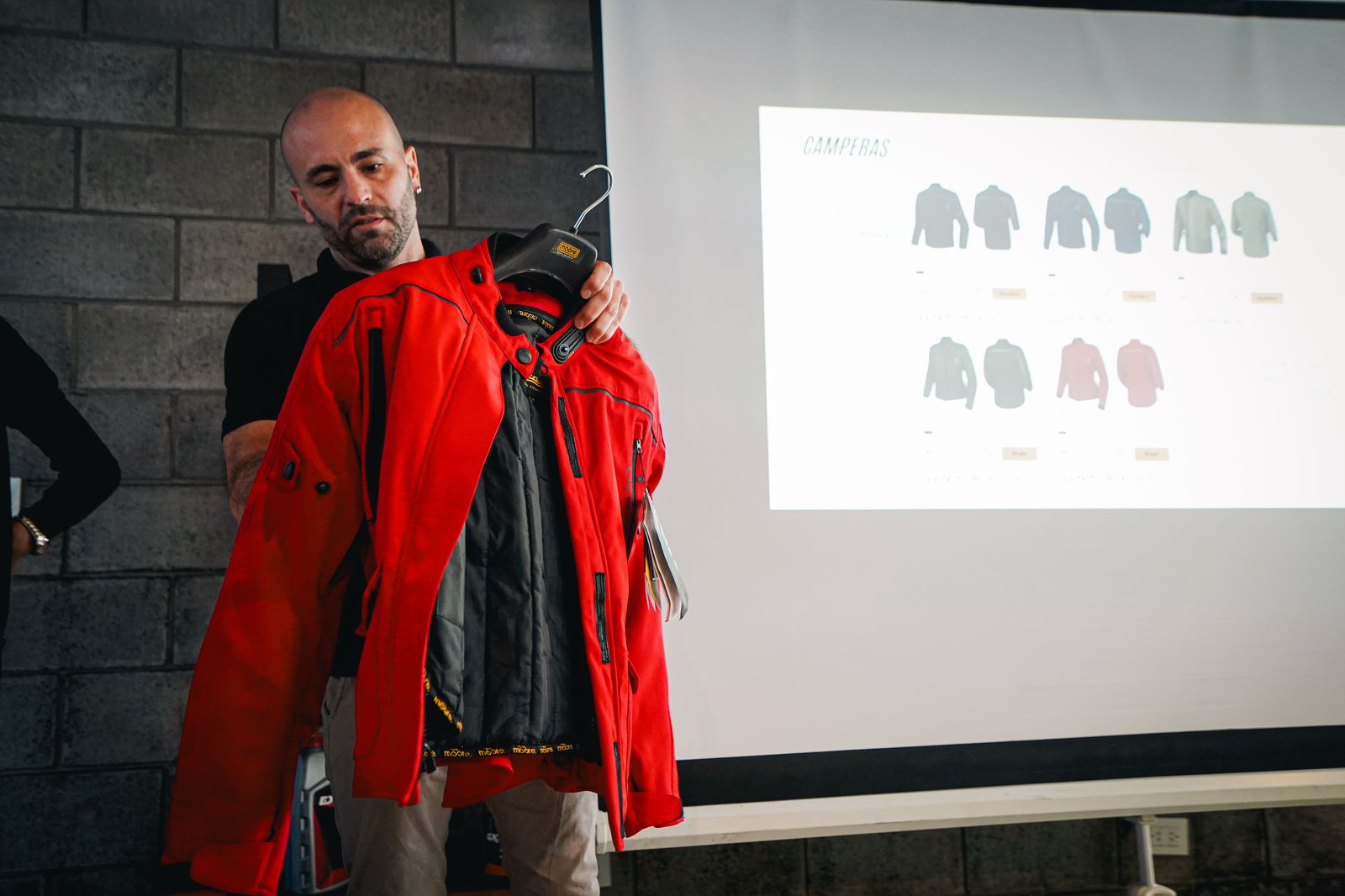 Llega Moore: de la mano de Wakefield, la marca europea desembarca en el ...