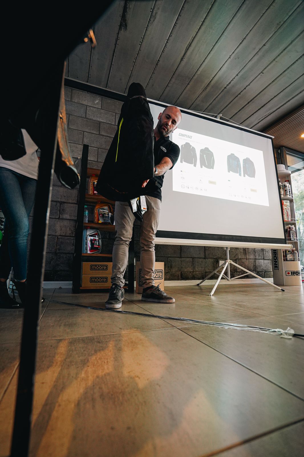 Llega Moore: de la mano de Wakefield, la marca europea desembarca en el ...