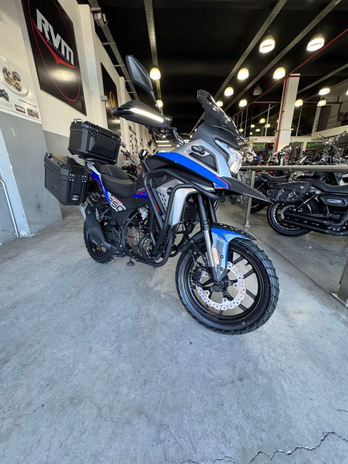 Lanzamiento: nueva RVM Tekken 250 (2025) - Motoblog.com