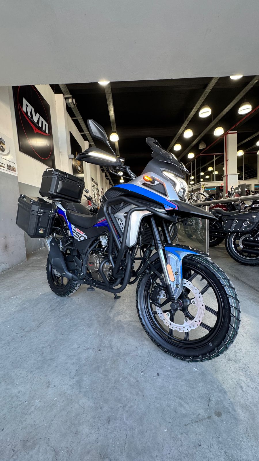 Lanzamiento: nueva RVM Tekken 250 (2025) - Motoblog.com