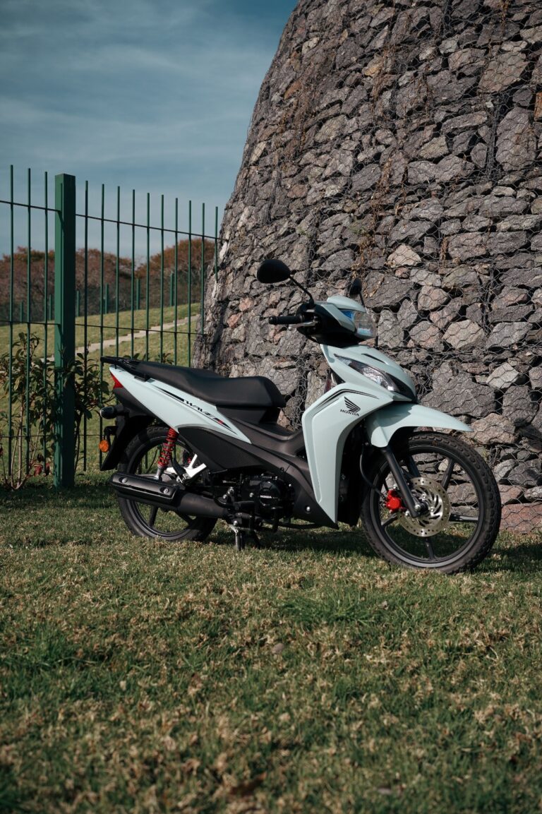 Test Ride: Honda Wave 110S - Motoblog.com
