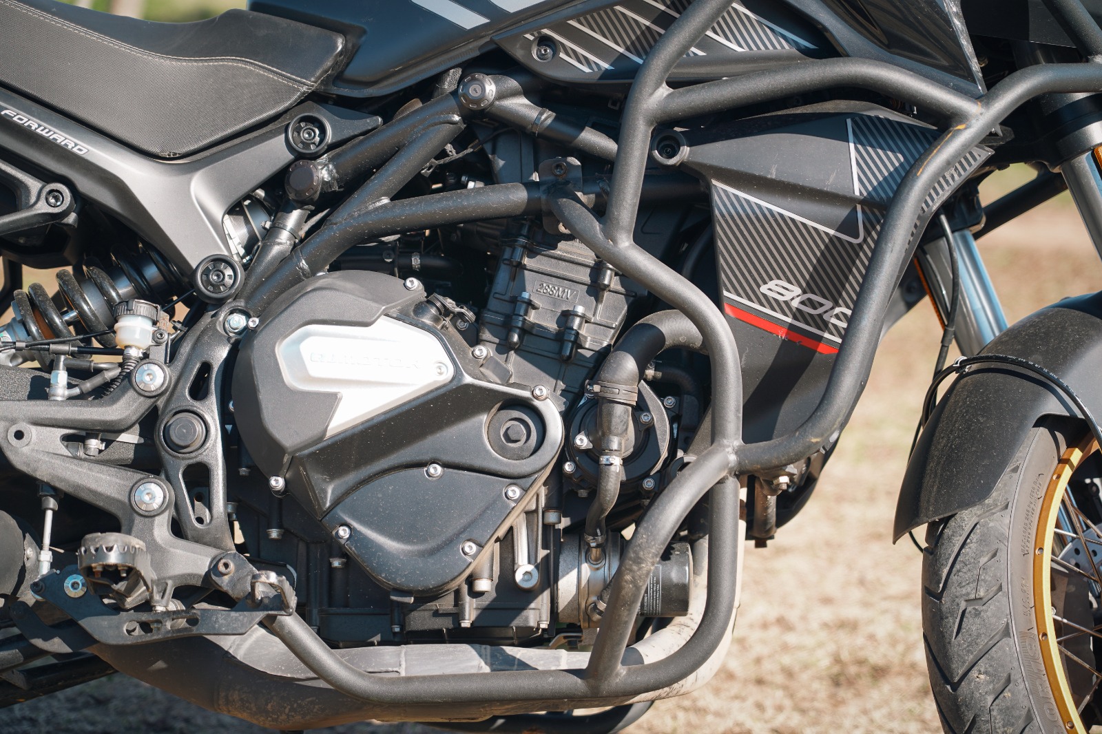 Test ride: QJMOTOR SRT 800SX - Motoblog.com