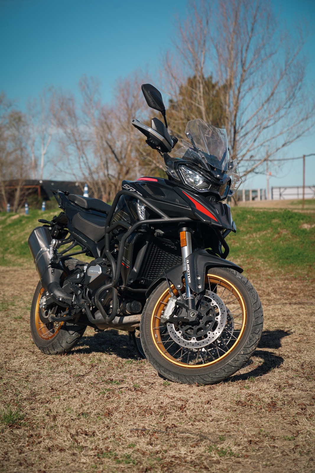 Test ride: QJMOTOR SRT 800SX - Motoblog.com
